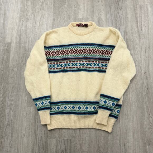 Vintage | Sweaters | Vintage Cambridge Classics 0 Pure Wool Sweater ...